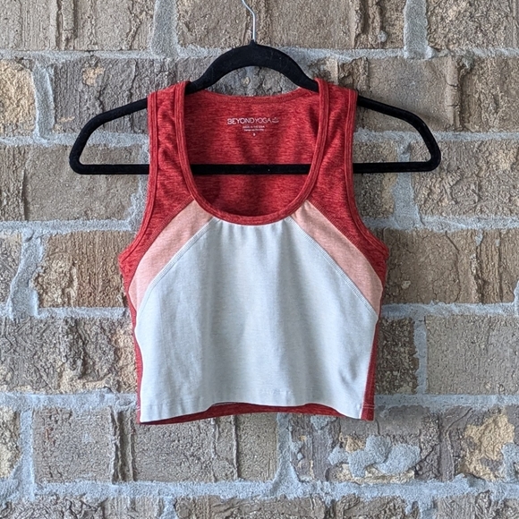 Beyond Yoga | Tops | Beyond Yoga Colorblock Cropped Tank Shelf Bra ...